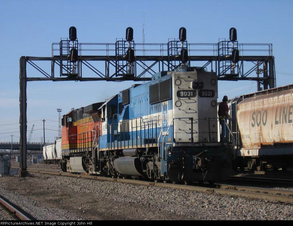 070326023 Light engine movement at BNSF CTC University